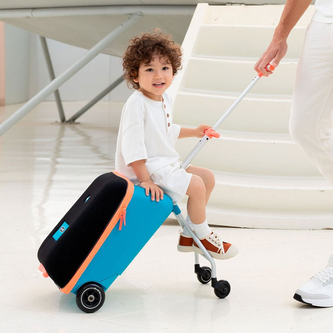 Micro Ride-On Luggage Eazy - Ocean Blue - Skate Society